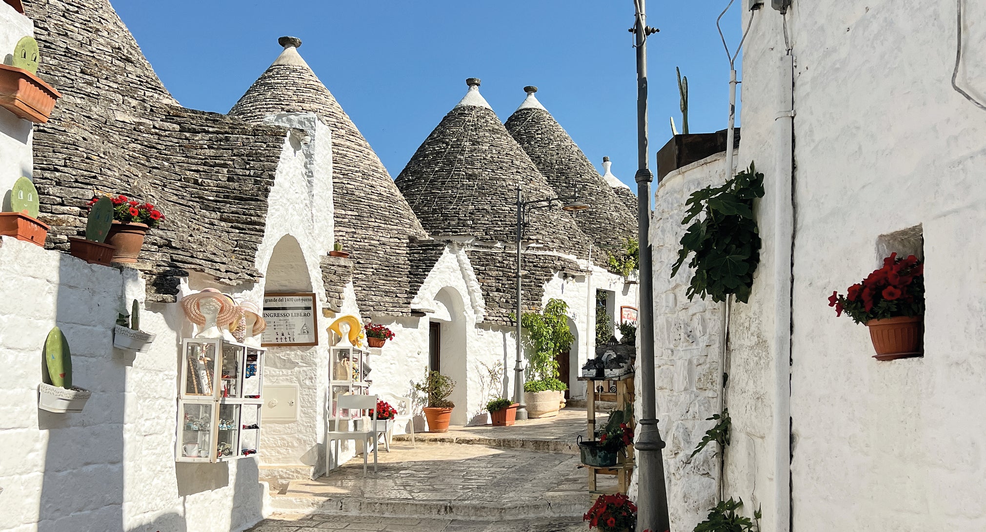 SUITSUIT TRAVEL GUIDE | Apulien – SUITSUIT Deutschland